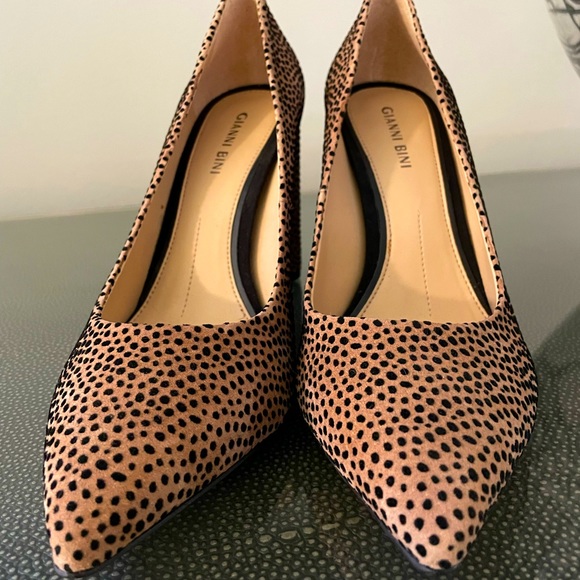 Gianni Bini | Shoes | Gianni Bini Brown Suede Block Heel Pumps | Poshmark